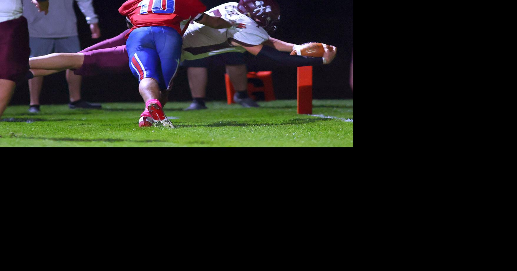 PHOTOS: Caston vs Winamac Football | Gallery | pharostribune.com