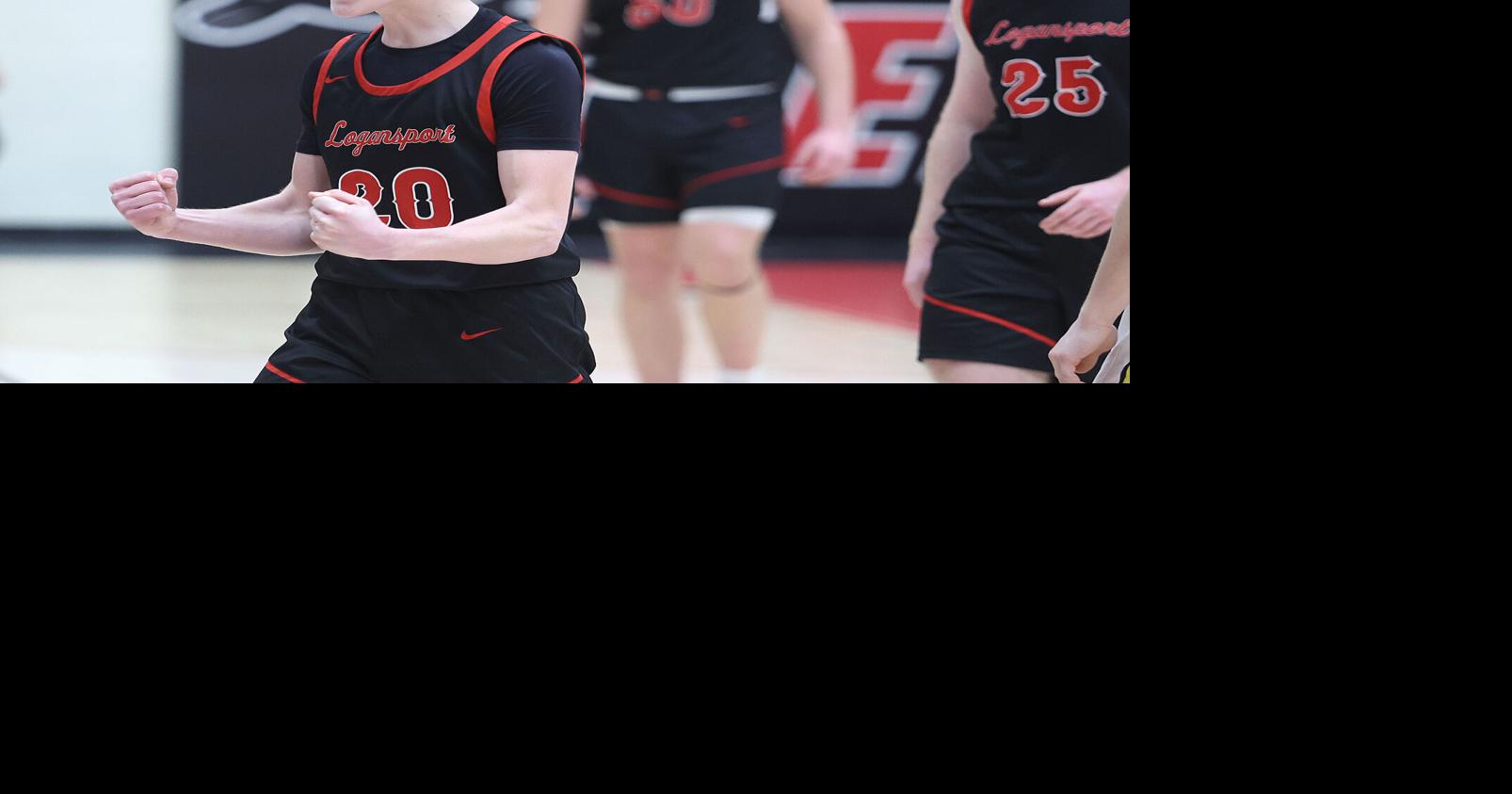 FRIDAY NIGHT HOOPS: Berries turn it around | Sports | pharostribune.com