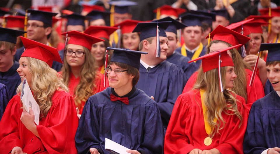 Lewis Cass Graduation 2016 | News | pharostribune.com