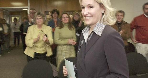Julie Lauck trying her luck in Logansport | Local News | pharostribune.com