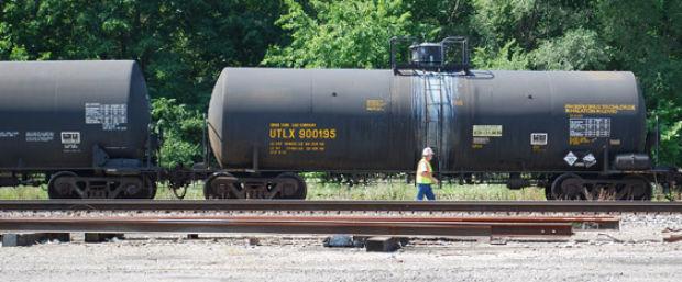 Rail car vents vapor cloud | Local News | pharostribune.com