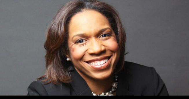 Juliana Stratton becomes Illinois’ first Black Lieutenant Governor ...