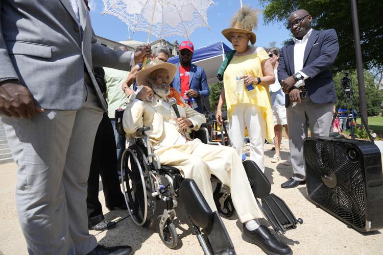 Civil rights icon James Meredith turns 90, urges people to fight crime ...