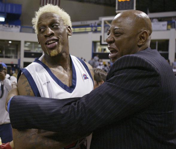 Earl 'The Twirl' Cureton, who won two NBA championships in 12 seasons ...