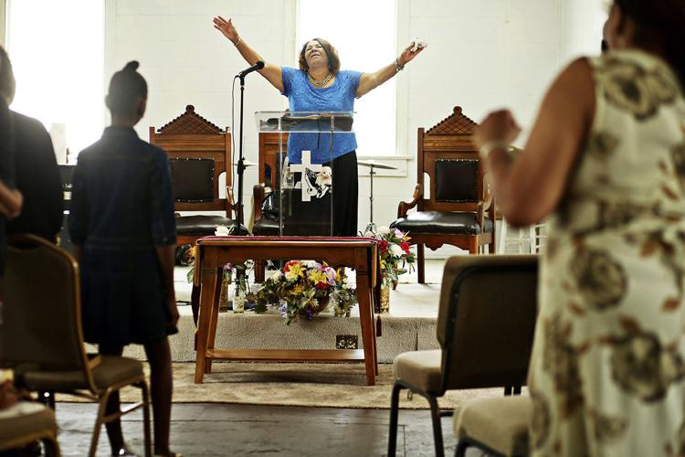 Four sisters bring gospel love to song | Entertainment | phillytrib.com