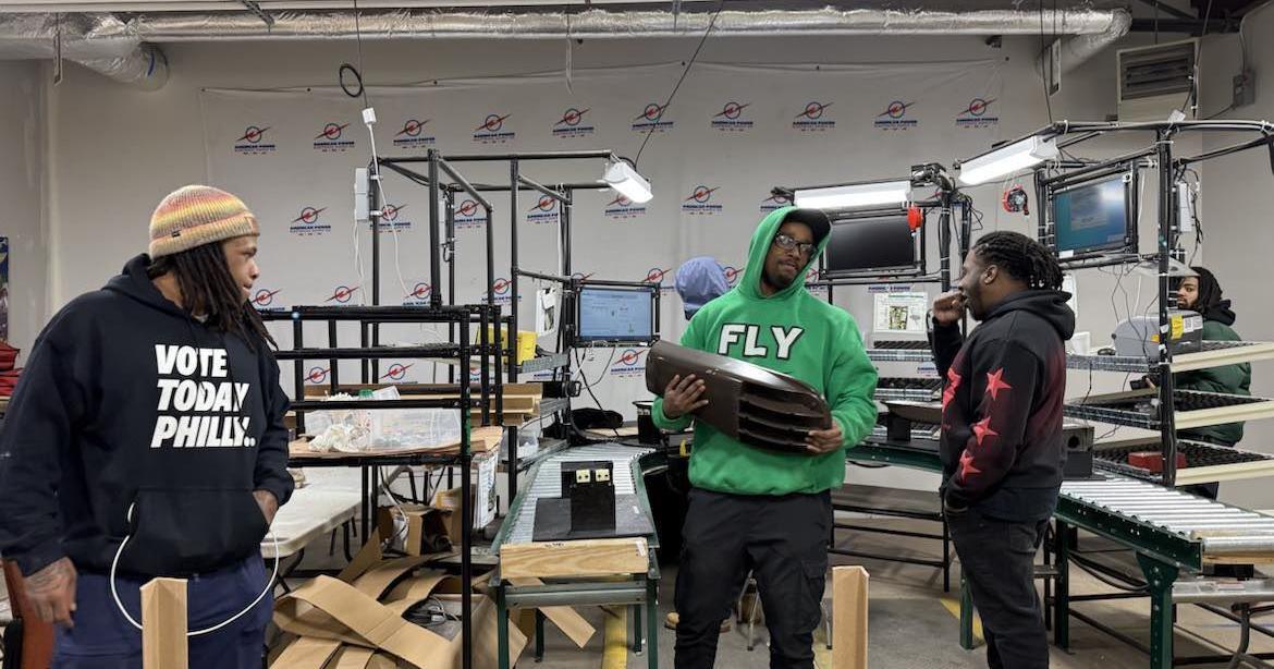 Initiative aims to replace 130,000 streetlights in Philly with energy ...