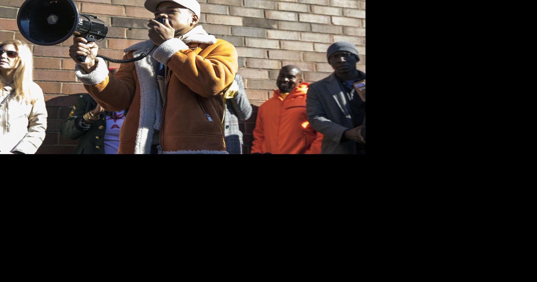 Kanye West makes cameo showing for Chicago mayoral hopeful ...