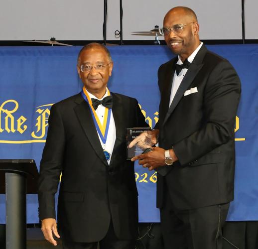 Ye Olde Philadelphia Club honors Gerald Veasley during annual Spring ...