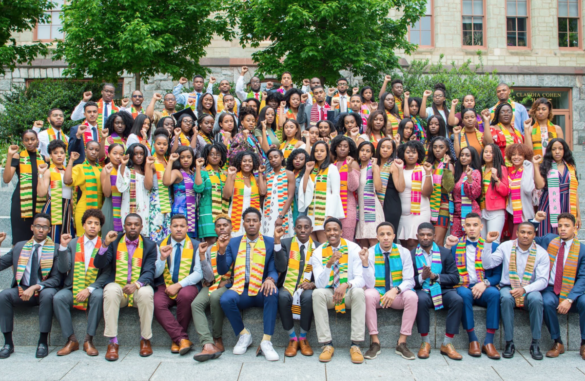 2018 UPenn Black graduates pose for iconic 'Wakanda Forever' photos ...