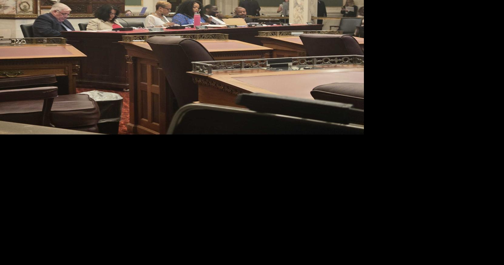 Council committee votes out changes to no-bid contract policy | Local ...