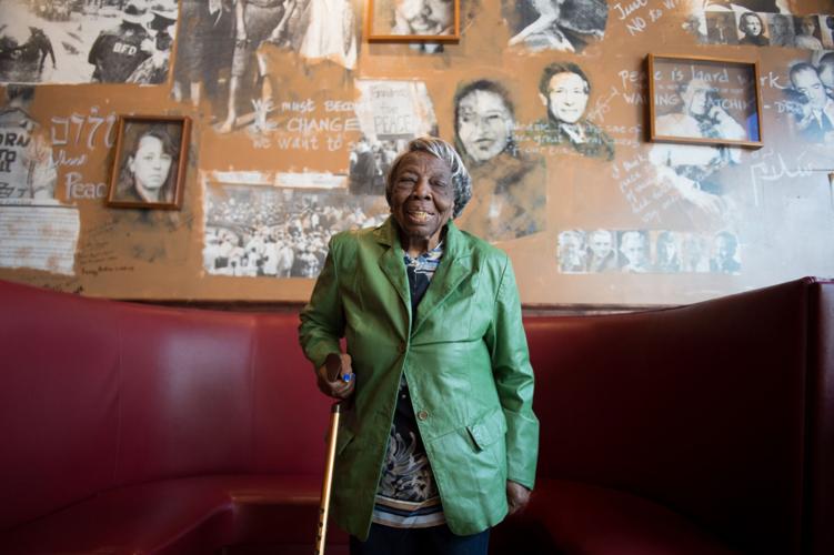 Virginia McLaurin, woman who became famous after dancing with Obamas ...