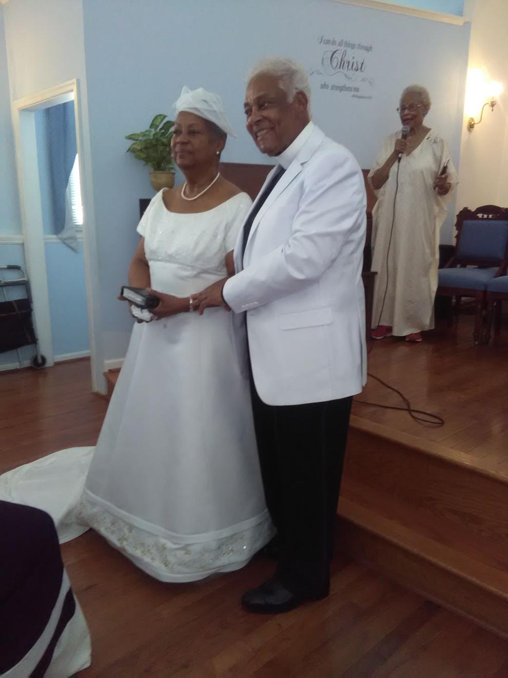 Williams’ family, friends mark couple’s emerald anniversary | Religion ...