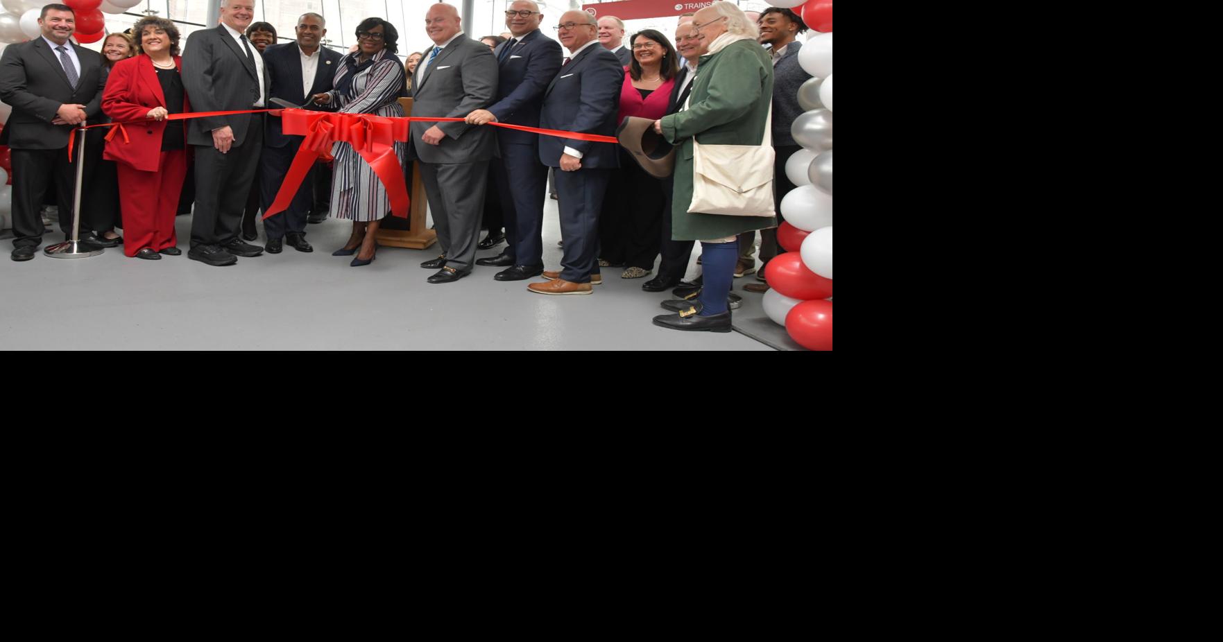 Photos: After 46 years, PATCO station at Franklin Square reopens ...