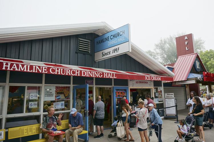 Clergy dish up meatball sundaes, pickle ice pops and a little faith at ...