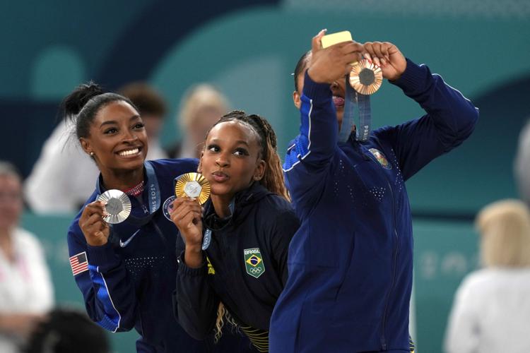 Simone Biles caps Paris Olympics 'Redemption Tour' with one last medal ...