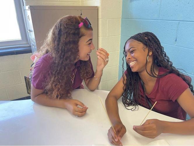 School of the Week: Luis Muñoz Marín Elementary School helps students ...