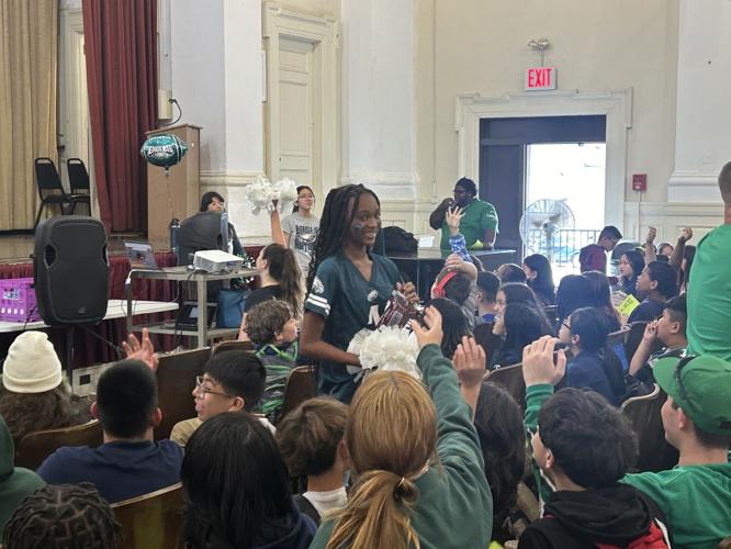 Philly schools celebrate start of Eagles season with rallies, artwork ...