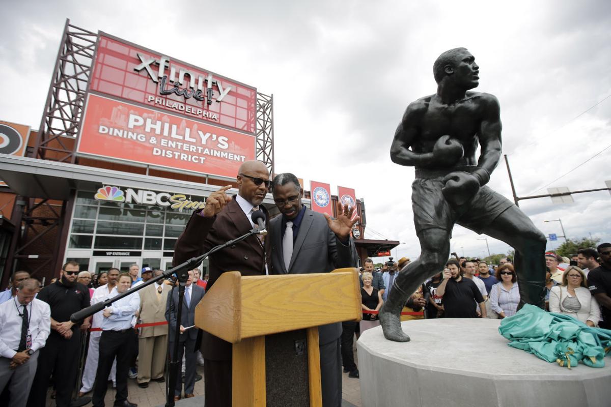 Joe Frazier Statue | | phillytrib.com