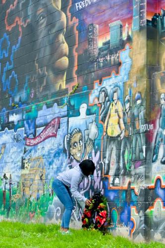 Wreath-laying ceremony honors Freddie Gray 10 years after brutal death ...