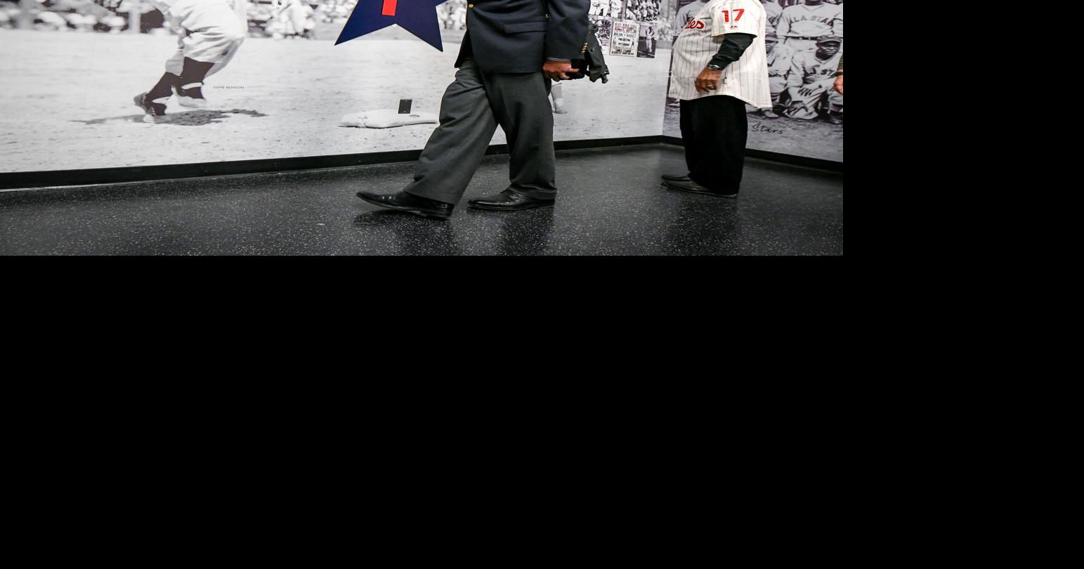 Phillies unveil display honoring Philadelphia Stars Negro League team ...