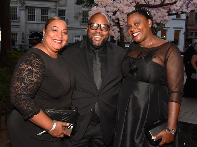 Photos: 2022 Rittenhouse Ball | Multimedia | phillytrib.com