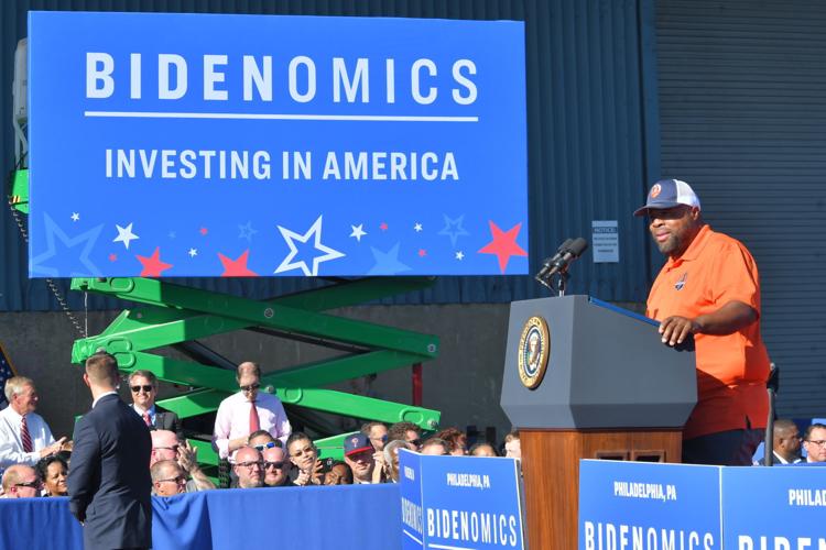 In Philly appearance, Biden and allies tout new energy future | Local ...