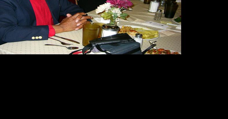 Charles Alexander Allen III, trailblazer for Black refs, dies at 89 ...