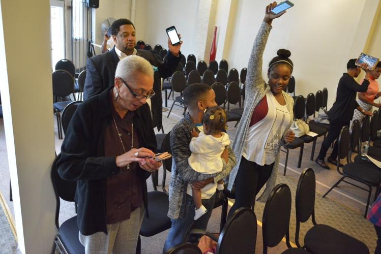 Small prayer group has grown into large congregation | Religion ...
