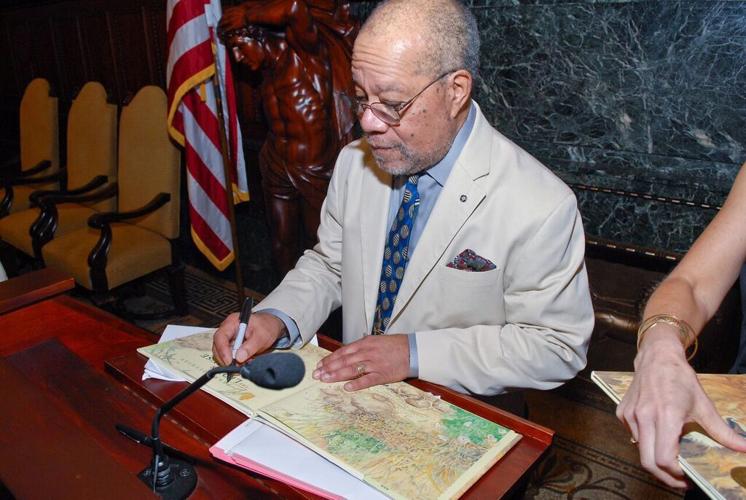City honors local children's author Jerry Pinkney | News | phillytrib.com