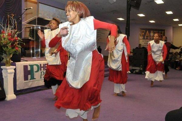 Crazy Praise Dance Showcase hopes to improve health | Religion ...