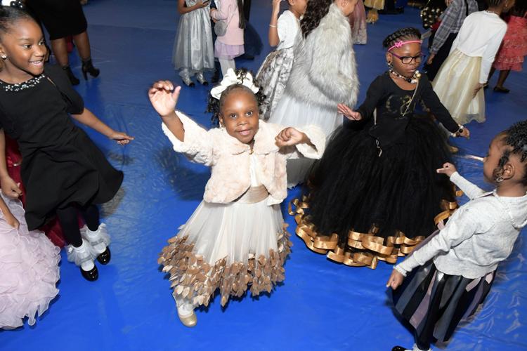 PHOTOS: Daddy Daughter Dance | Lifestyle | phillytrib.com