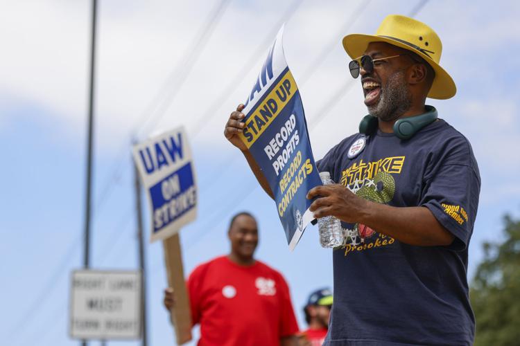 Auto workers expand their strike to 38 locations in 20 states. Biden ...