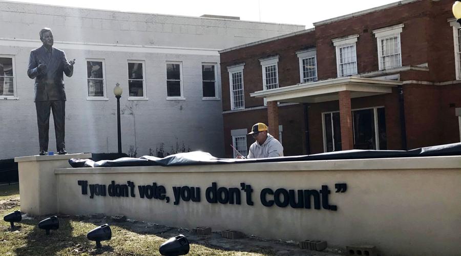 Slain civil rights leader Vernon Dahmer honored with statue | Across ...