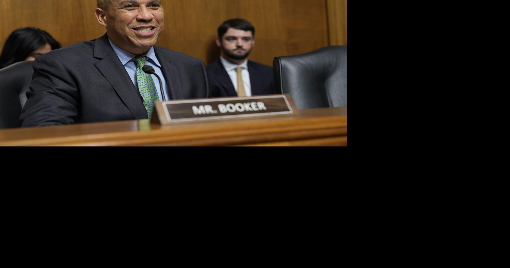 New Jersey Sen. Cory Booker announces he's engaged to girlfriend Alexis ...