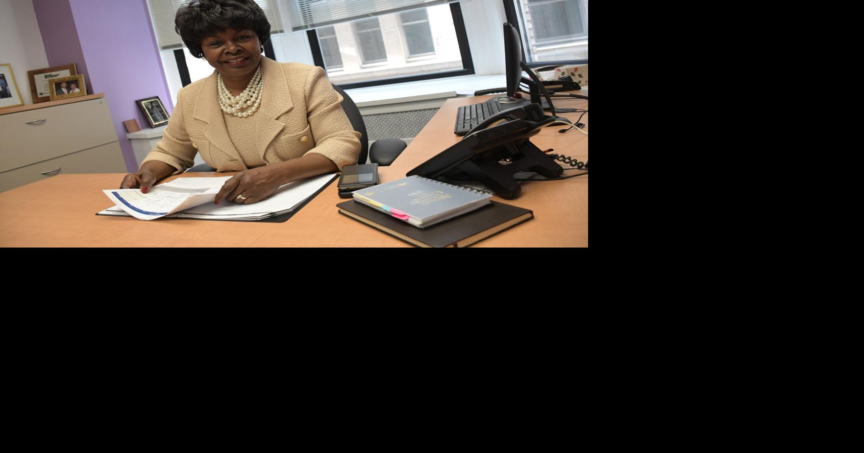 Angela Dowd-Burton leads women in business | News | phillytrib.com