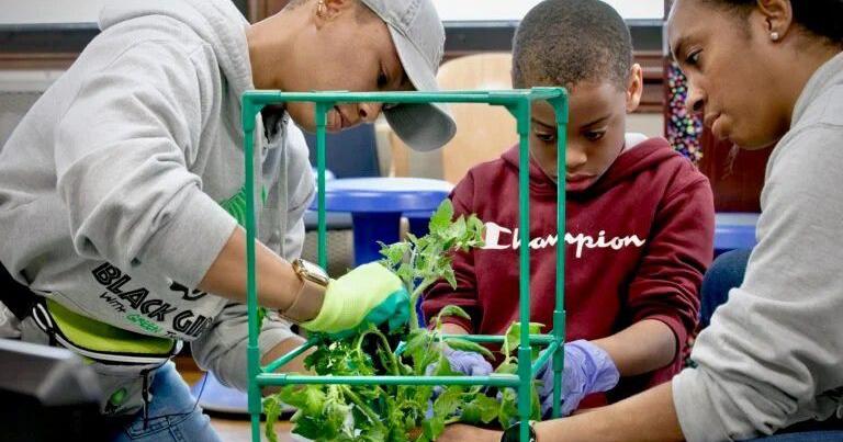 Helping kids with autism learn ‘earth-to-table’ gardening ...