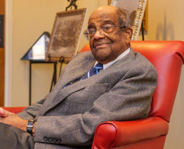 J. Mason Davis, pioneering civil rights attorney, dies at 90 ...