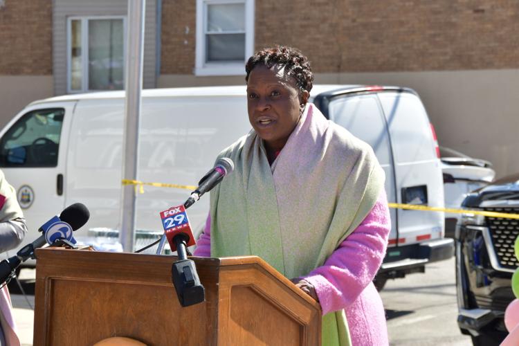 AKAs honor one founder in ceremonies in Philly | Local News ...