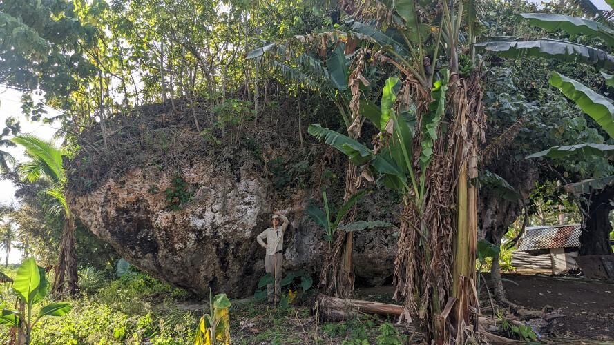 How a Two-Story Boulder Ended Up on a 120-Foot-High Cliff | Nyt ...