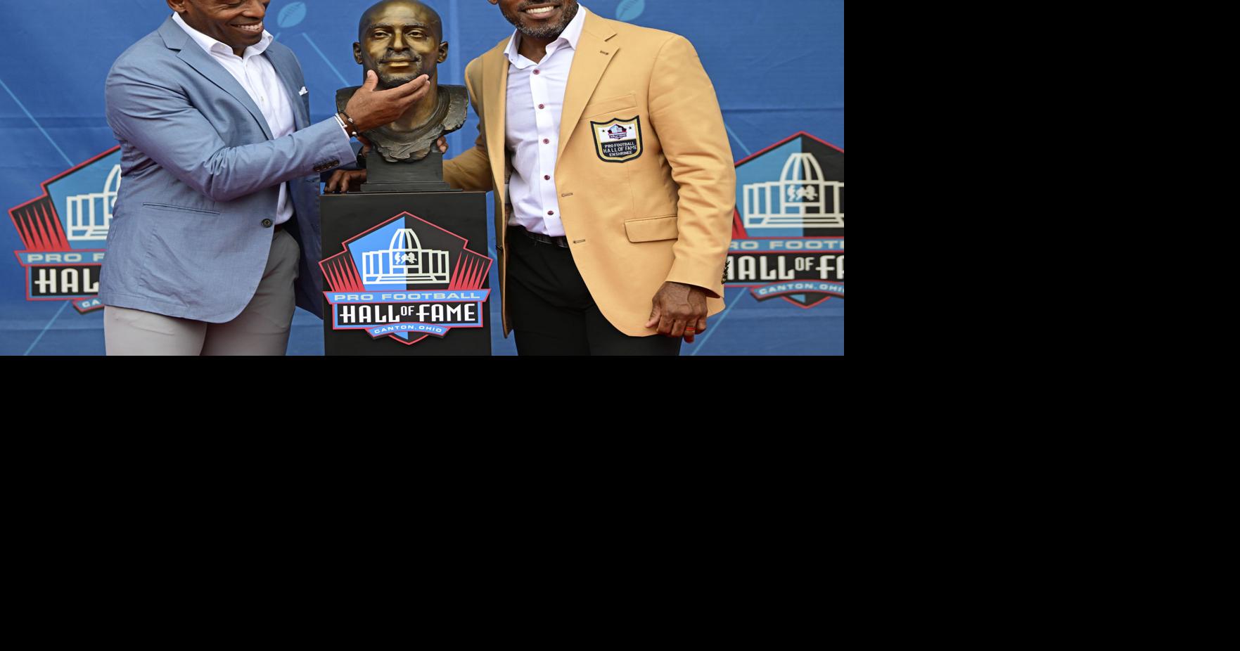 Darrelle Revis takes his island to the Pro Football Hall of Fame ...