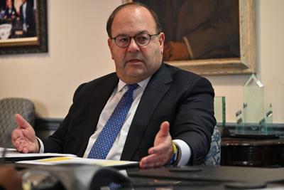 Real estate mogul, former Councilmember Domb jumps into mayor's race ...