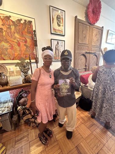 Students at Guion S. Bluford Elementary School participate in art ...