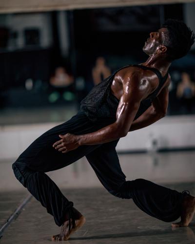 A Protest Set to Banjo: Jamar Roberts’ Dance for Hard Times ...