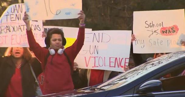 Antioch High School students return to class and protest for gun reform ...