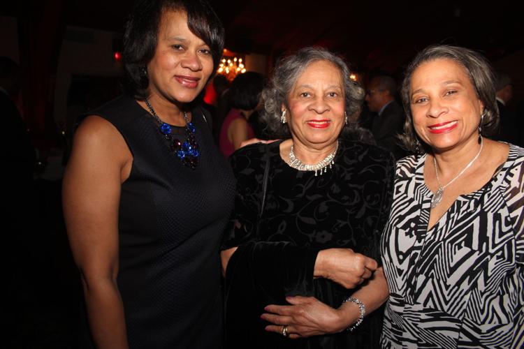 Circle-Lets, Inc. Philadelphia Chapter hosts annual holiday party ...