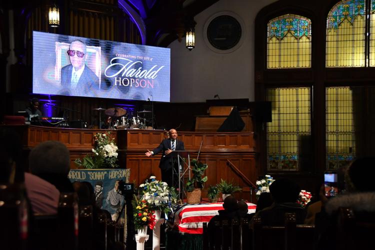 Photos: Services for WHAT-AM radio disc jockey Harold "Sonny" Hopson ...