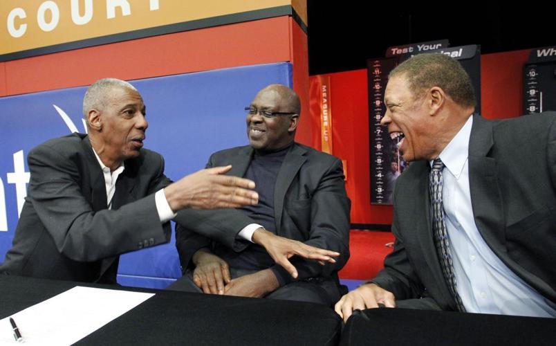 College Hall of Fame inducts former hoops stars | Sports | phillytrib.com