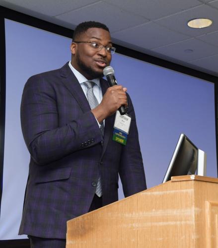 1619 Project author keynotes Black journalists' regional gathering in ...