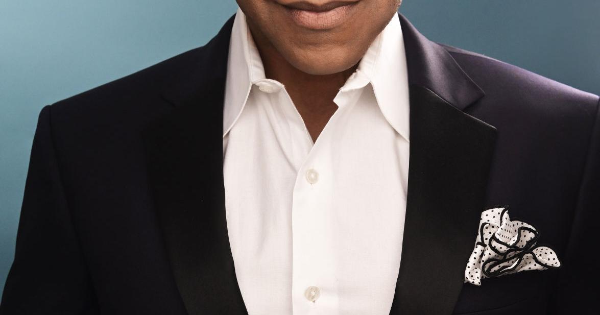 Darius de Haas brings a little Christmas joy to Bucks County | Music ...