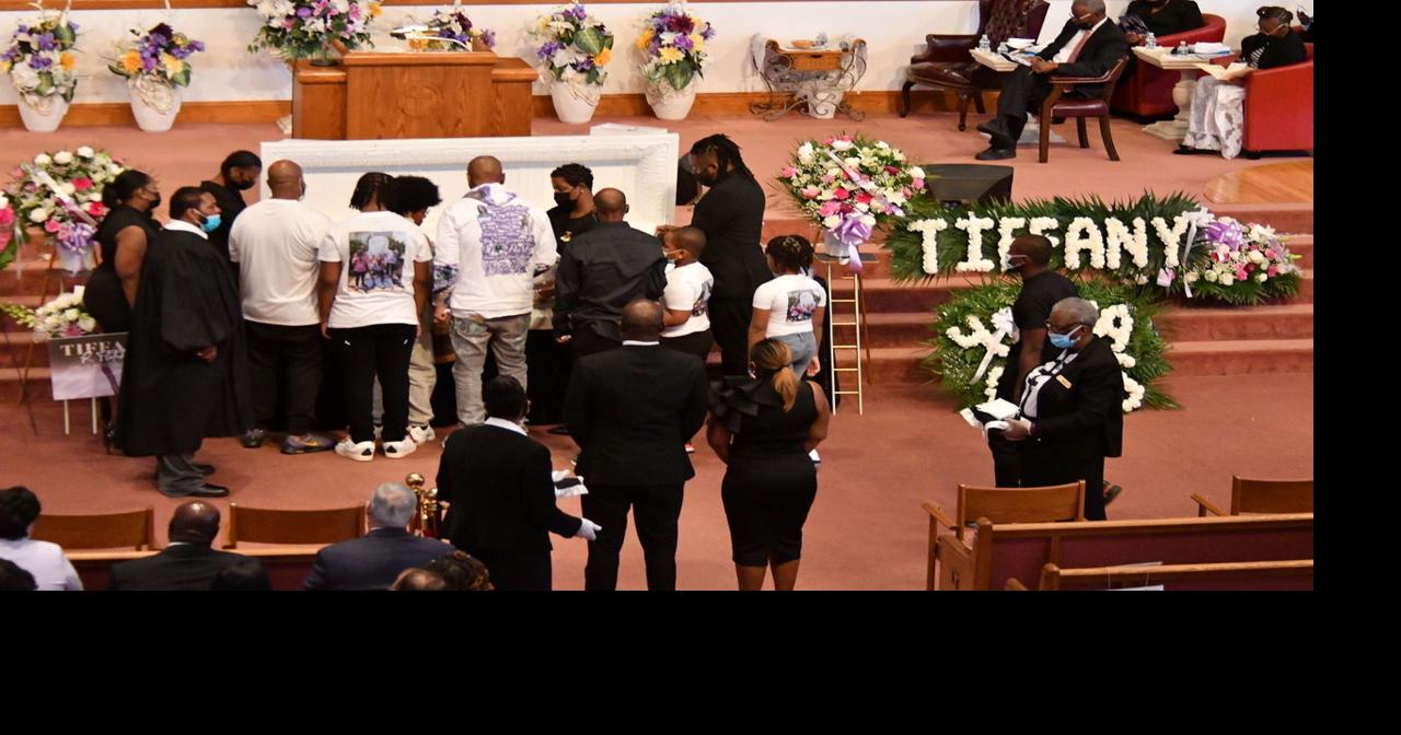 Philadelphia reaches grim milestone of 400 homicides in 2022 ...